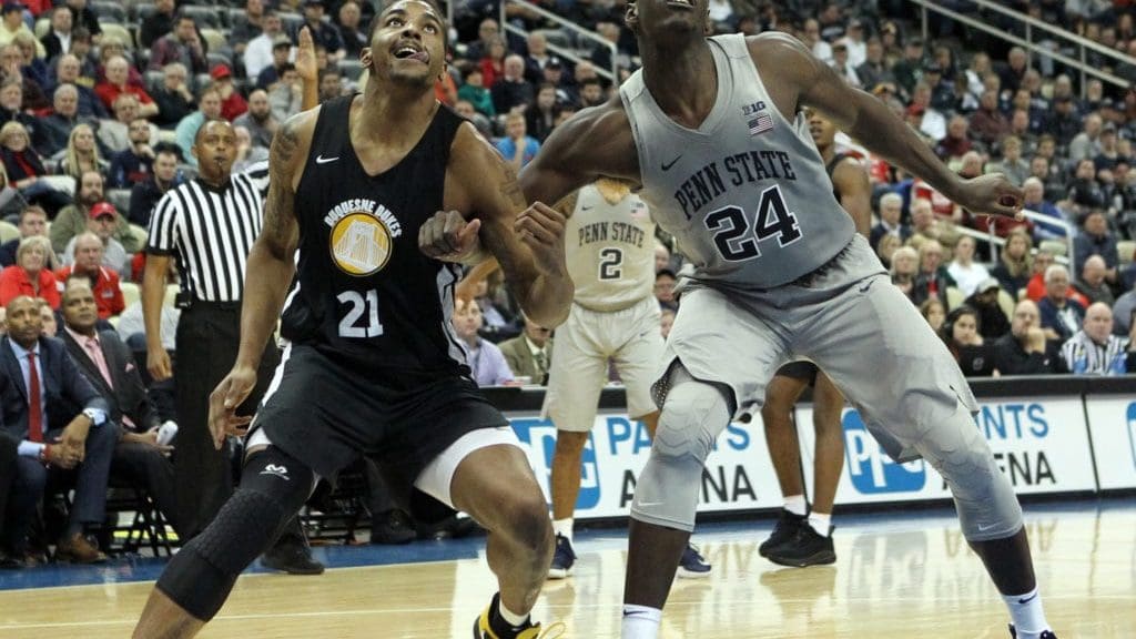 Mike Watkins signs to play professionally in Colombia
