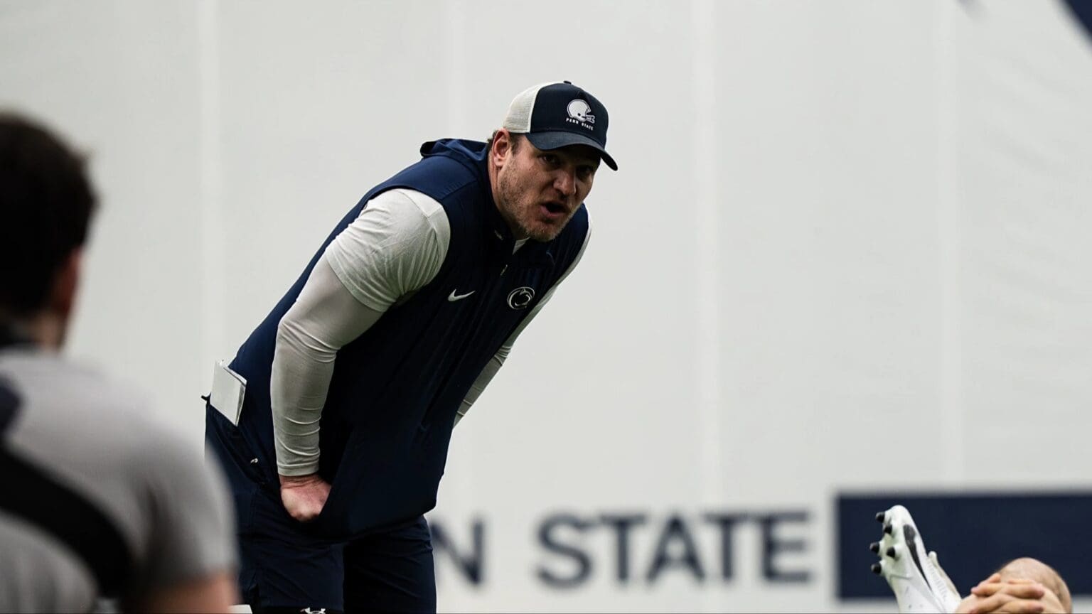 Dan Connor Blending Knowledge of Past, Present with Penn State Linebackers